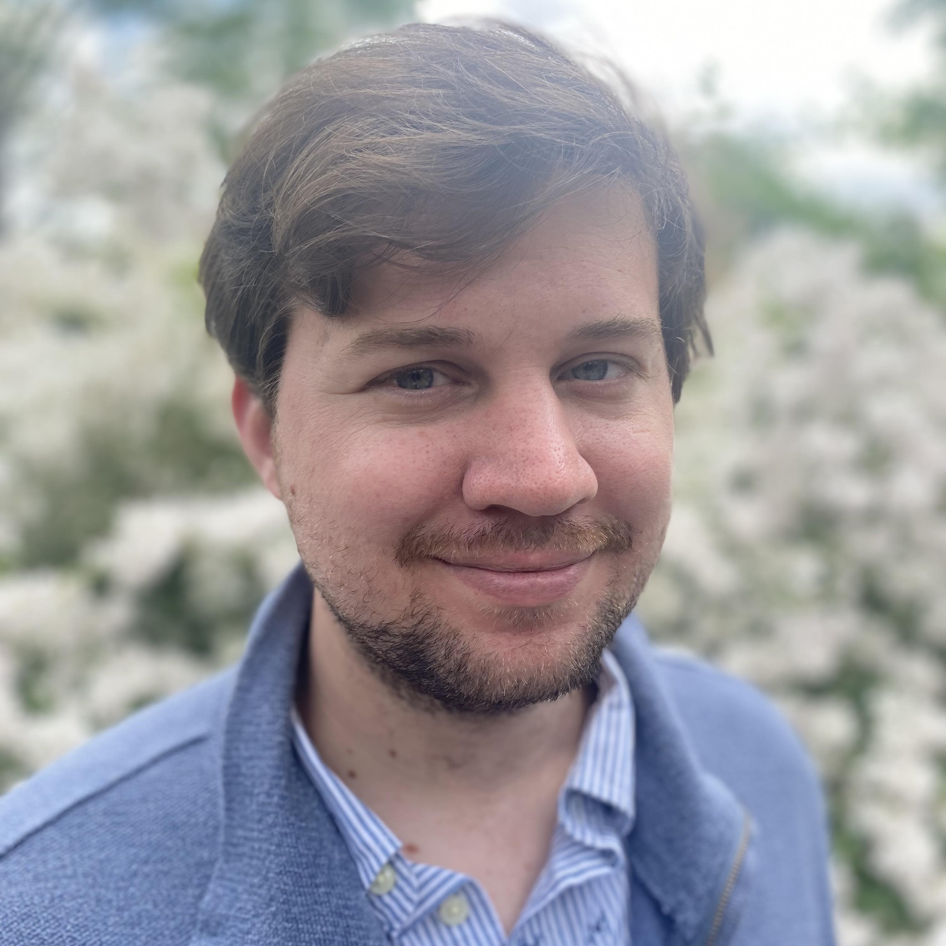 Daniel Henningsen – Unlocking the Power of Data: Bridging Astronomy and ...